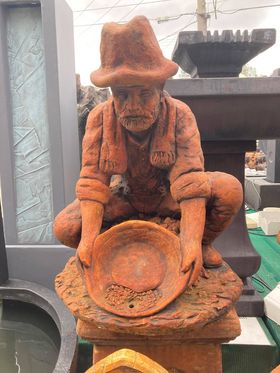 Australian Statues – Fountains Galore